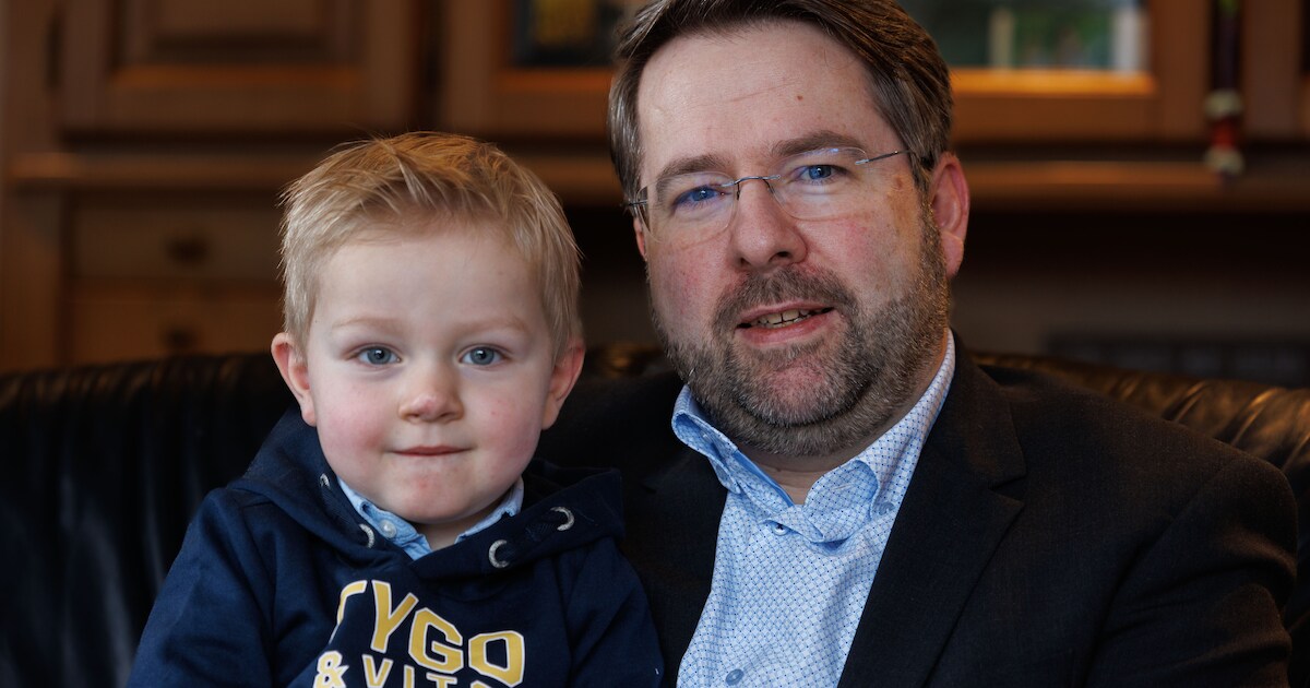 Vader Urker (ex)patiëntje Boas dankbaar na keuze minister Kuipers: ‘In ...