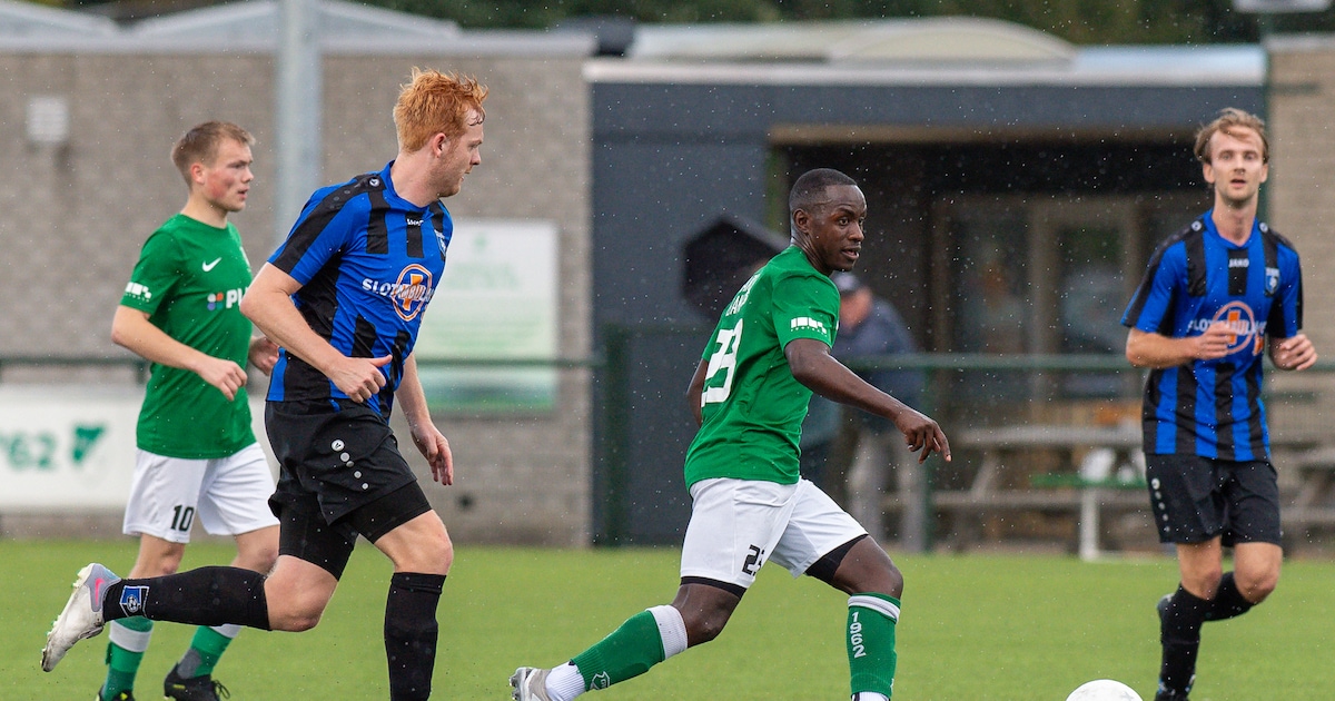 Robert Hirwa ondanks valse start op z’n plek bij Groen Wit: ‘Het matcht ...
