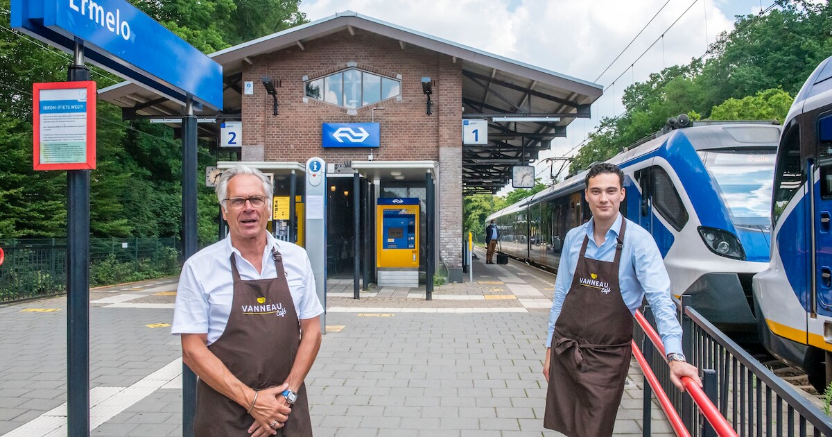 Nieuw: dineren in station Ermelo, de trein raast op 2,5 meter afstand ...