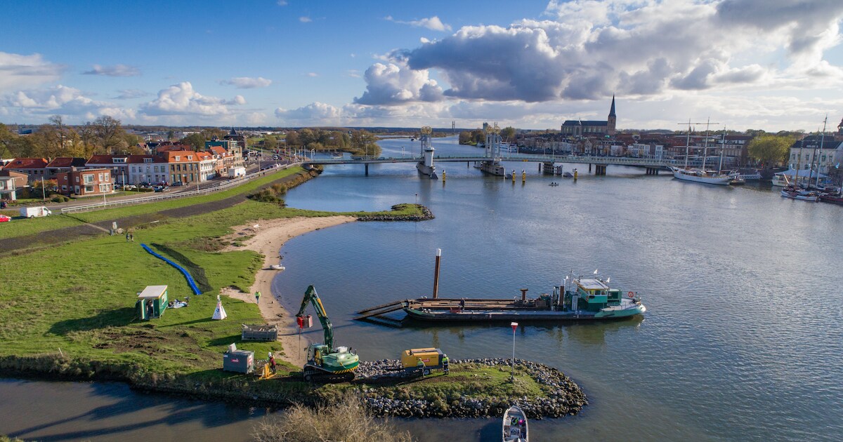 Tweede proef met ‘bellenscherm’ in IJssel bij Kampen afgeblazen; het is te duur | Kampen | De ...