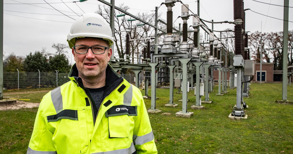 Werken onder hoogspanning in Raalte voor solide elektriciteitsnet: ‘Een ...