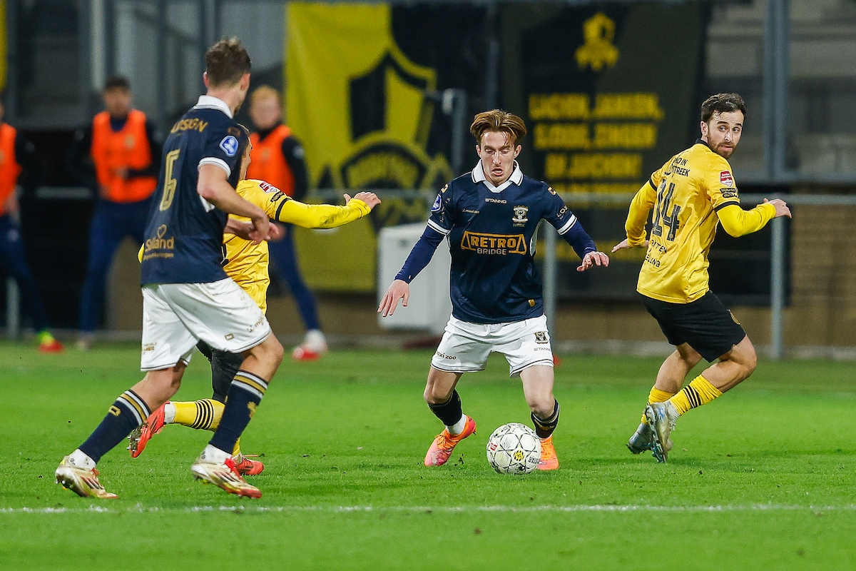 Xander Blomme vertrekt bij Go Ahead Eagles • Is Dean James van de ...