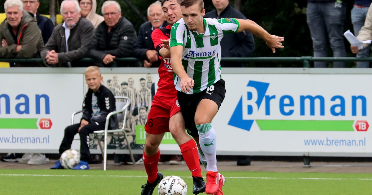 Lars Miedema is nu al blij met zijn keuze voor SC Genemuiden ...