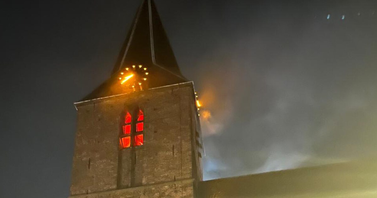Wat gebeurt er bij de kerktoren in Olst? ‘Heel vervelend dat mensen ...