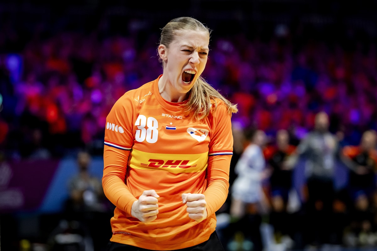 Handbalkeepster Yara ten Holte leeft haar droom tijdens WK in eigen ...