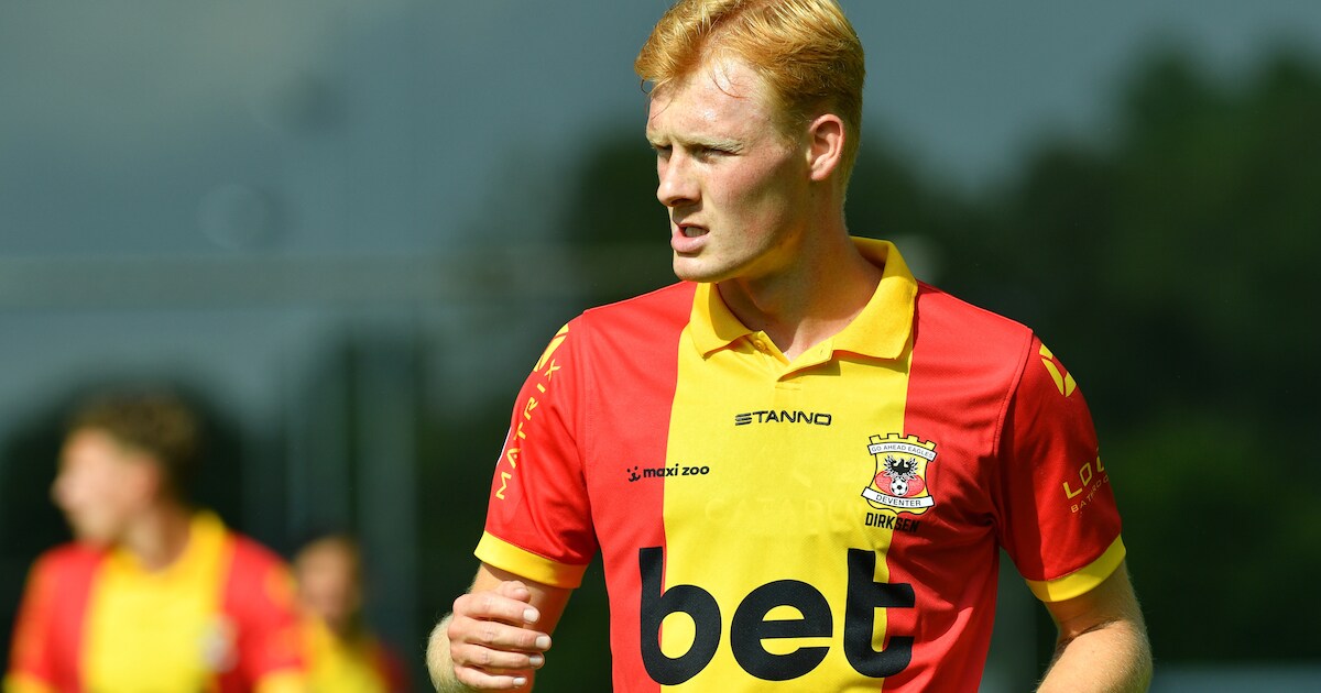 Nieuw bij Go Ahead Eagles en direct onder het mes: dit is het ongelukkige verhaal van Julius ...